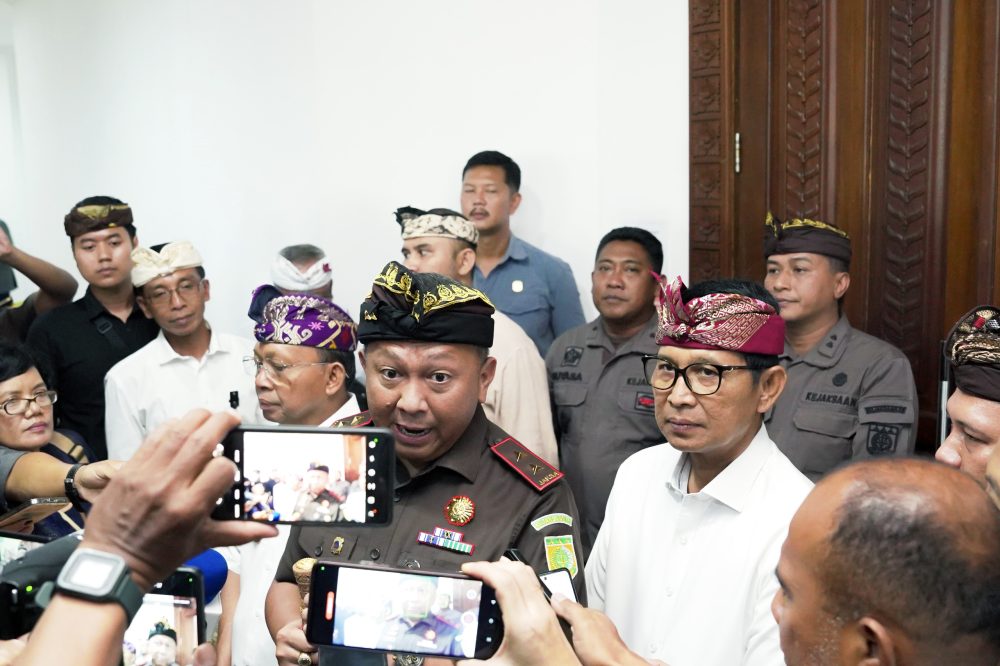 Peresmian Bale Paruman Adhyaksa se-Badung - Jarrak Pos Bali